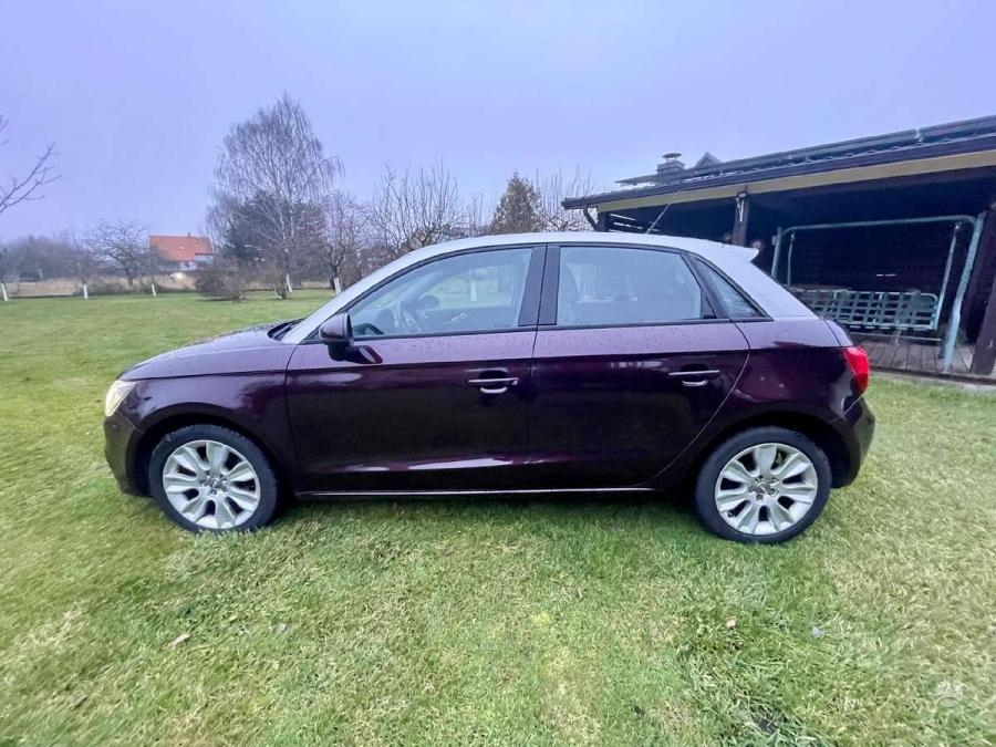 Violets Audi A1 2012 Kauņa, ar dzinēja tilpumu 1.20 L un nobraukumu 152 tūkst. km par 6500 €, foto 3 vietnē AUTOMOTO.COM.LV