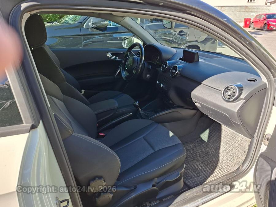 Balts Audi A1 2011 Tallina, ar dzinēja tilpumu 1.20 L un nobraukumu 162 tūkst. km par 4500 €, foto 10 vietnē AUTOMOTO.COM.LV
