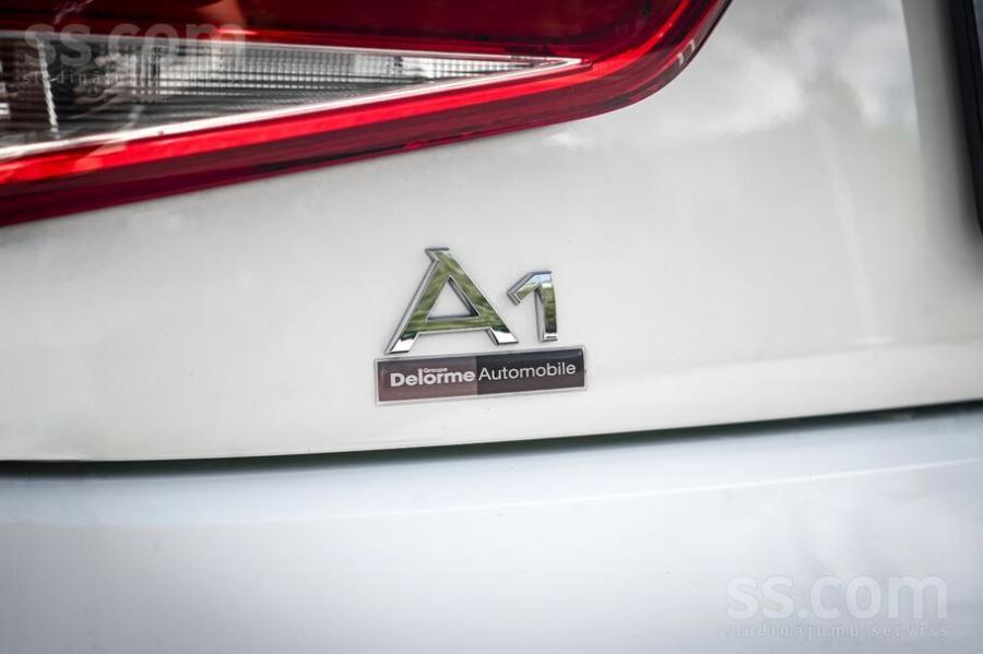 White Audi A1 2012 in Riga, with an engine capacity of 1.60 L and mileage of 138 thousand km for 5450 €, photo 8 on AUTOMOTO.COM.LV