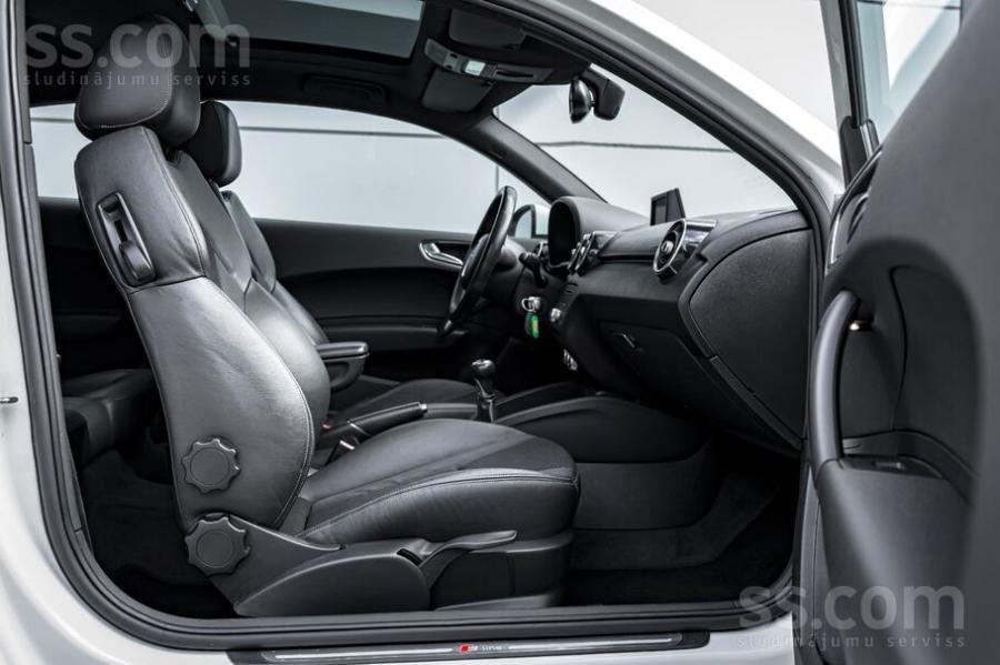White Audi A1 2012 in Riga, with an engine capacity of 1.60 L and mileage of 138 thousand km for 5450 €, photo 14 on AUTOMOTO.COM.LV