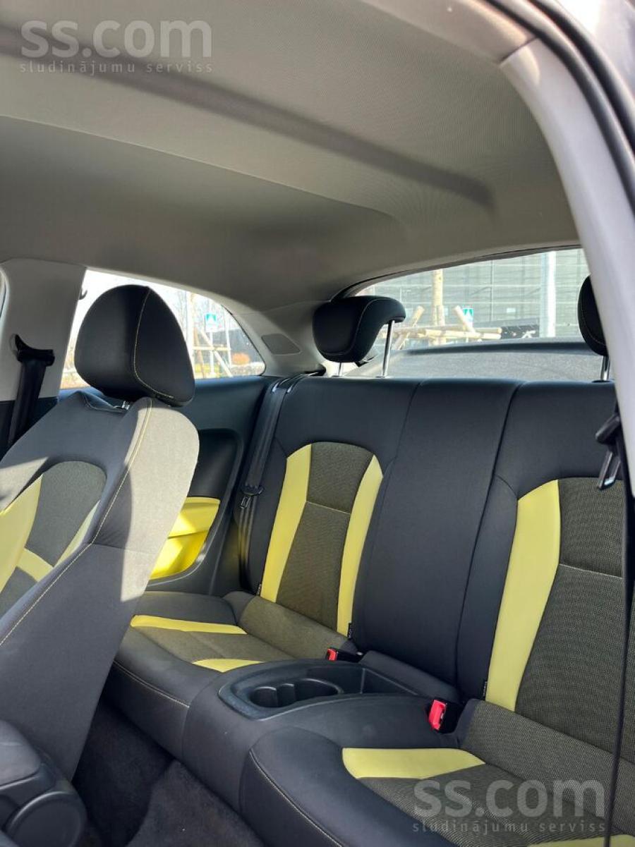 Balts Audi A1 2010 Cēsis, ar dzinēja tilpumu 1.20 L un nobraukumu 253 tūkst. km par 4900 €, foto 9 vietnē AUTOMOTO.COM.LV