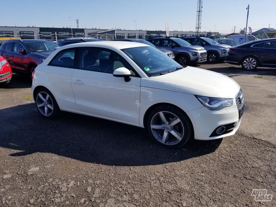 White Audi A1 2010 in Kaunas, with an engine capacity of 1.20 L and mileage of 165 thousand km for 2950 €, photo 6 on AUTOMOTO.COM.LV
