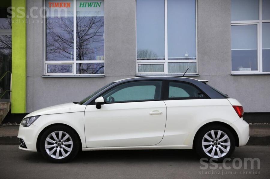 White Audi A1 2010 in Riga, with an engine capacity of 1.20 L and mileage of 254 thousand km for 4495 €, photo 3 on AUTOMOTO.COM.LV