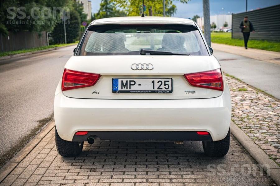 White Audi A1 2010 in Riga, with an engine capacity of 1.20 L and mileage of 254 thousand km for 2990 €, photo 6 on AUTOMOTO.COM.LV