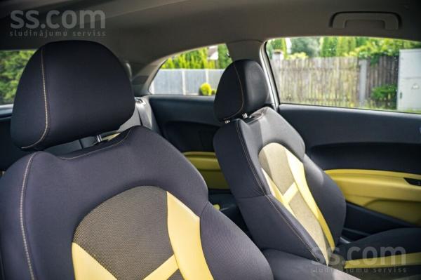 Balts Audi A1 2010 Rīga, ar dzinēja tilpumu 1.20 L un nobraukumu 254 tūkst. km par 2990 €, foto 9 vietnē AUTOMOTO.COM.LV