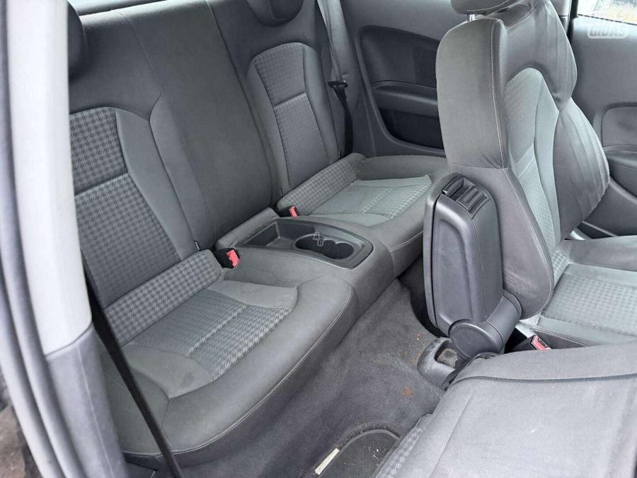Balts Audi A1 2011 Viļņa, ar dzinēja tilpumu 1.60 L un nobraukumu 320 tūkst. km par 2100 €, foto 12 vietnē AUTOMOTO.COM.LV