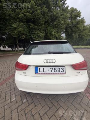 White Audi A1 2011 in Riga, with an engine capacity of 1.60 L and mileage of 200 thousand km for 7299 €, photo 16 on AUTOMOTO.COM.LV