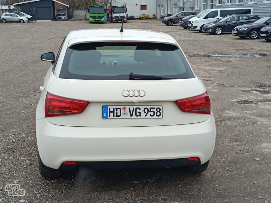 Balts Audi A1 2012 Telšiai, ar dzinēja tilpumu 1.60 L un nobraukumu 246 tūkst. km par 3999 €, foto 6 vietnē AUTOMOTO.COM.LV