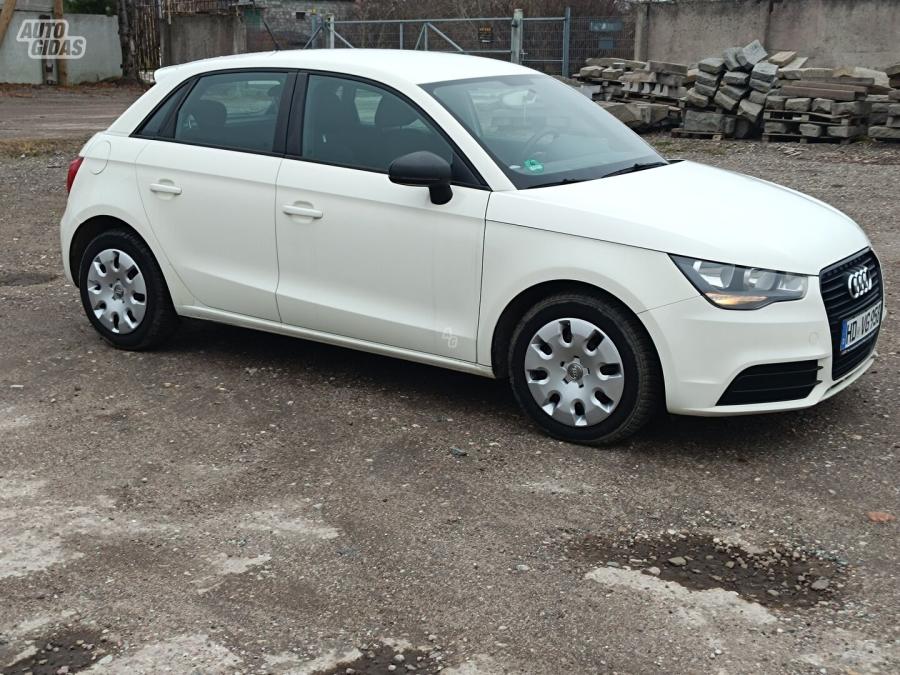 Balts Audi A1 2012 Telšiai, ar dzinēja tilpumu 1.60 L un nobraukumu 246 tūkst. km par 3999 €, foto 8 vietnē AUTOMOTO.COM.LV