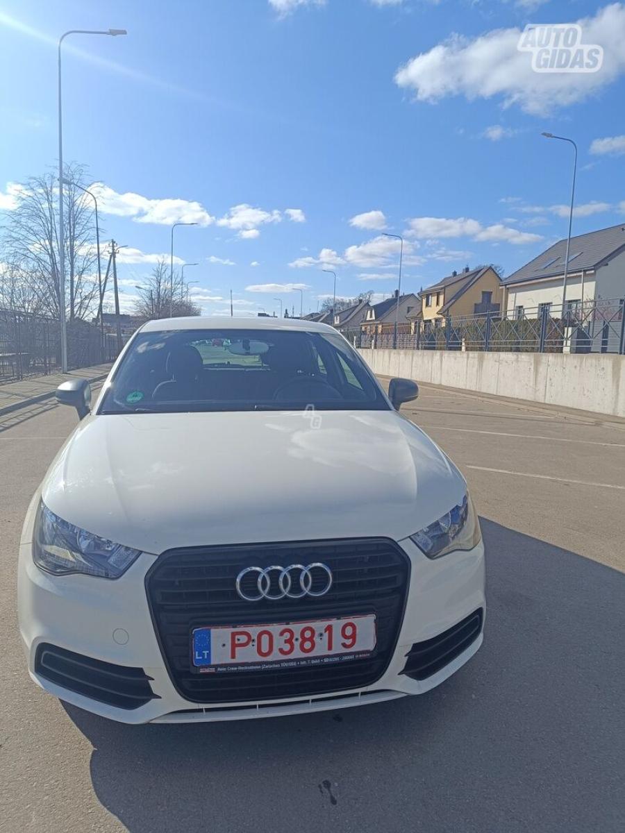 Balts Audi A1 2012 Telšiai, ar dzinēja tilpumu 1.60 L un nobraukumu 249 tūkst. km par 4400 €, foto 3 vietnē AUTOMOTO.COM.LV