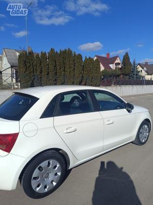 Balts Audi A1 2012 Telšiai, ar dzinēja tilpumu 1.60 L un nobraukumu 249 tūkst. km par 4400 €, foto 4 vietnē AUTOMOTO.COM.LV