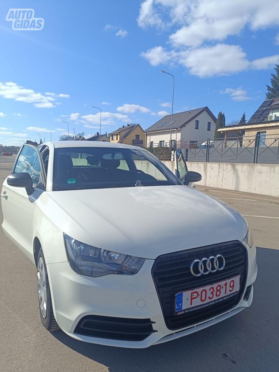 Balts Audi A1 2012 Telšiai, ar dzinēja tilpumu 1.60 L un nobraukumu 249 tūkst. km par 4400 €, foto 16 vietnē AUTOMOTO.COM.LV