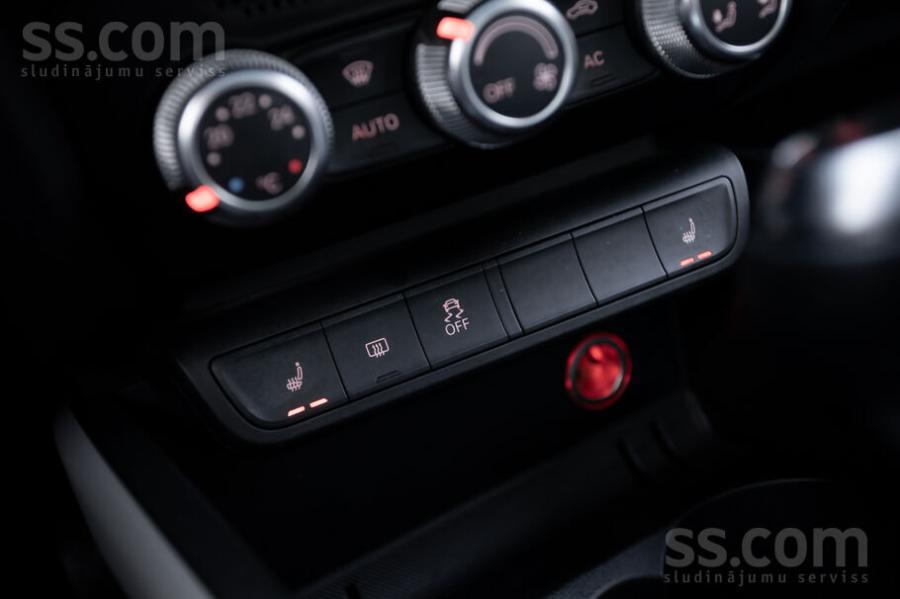 Balts Audi A1 2012 Jelgava, ar dzinēja tilpumu 1.60 L un nobraukumu 188 tūkst. km par 6450 €, foto 16 vietnē AUTOMOTO.COM.LV