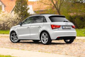 Balts Audi A1 2012 Jelgava, ar dzinēja tilpumu 1.40 L un nobraukumu 145 tūkst. km par 7900 €, foto 4 vietnē AUTOMOTO.COM.LV
