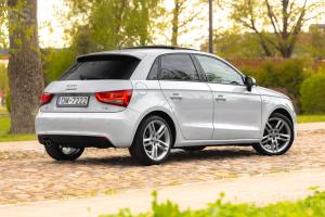 Balts Audi A1 2012 Jelgava, ar dzinēja tilpumu 1.40 L un nobraukumu 145 tūkst. km par 7900 €, foto 5 vietnē AUTOMOTO.COM.LV