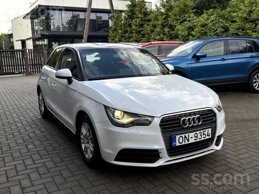 Balts Audi A1 2012 Rīga, ar dzinēja tilpumu 1.20 L un nobraukumu 235 tūkst. km par 6600 €, foto 3 vietnē AUTOMOTO.COM.LV