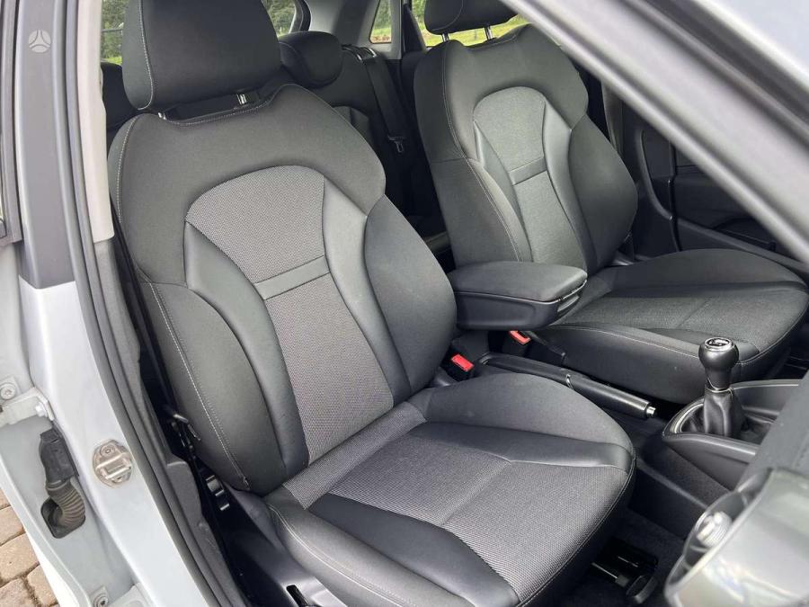 White Audi A1 2012 in Vilnius, with an engine capacity of 1.40 L and mileage of 154 thousand km for 6500 €, photo 15 on AUTOMOTO.COM.LV