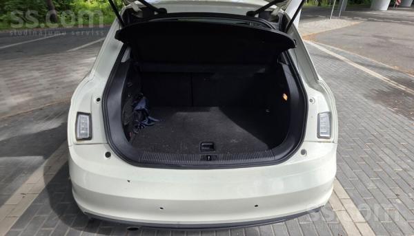 White Audi A1 2012 in Jurmala, with an engine capacity of 1.20 L and mileage of 208 thousand km for 5500 €, photo 6 on AUTOMOTO.COM.LV