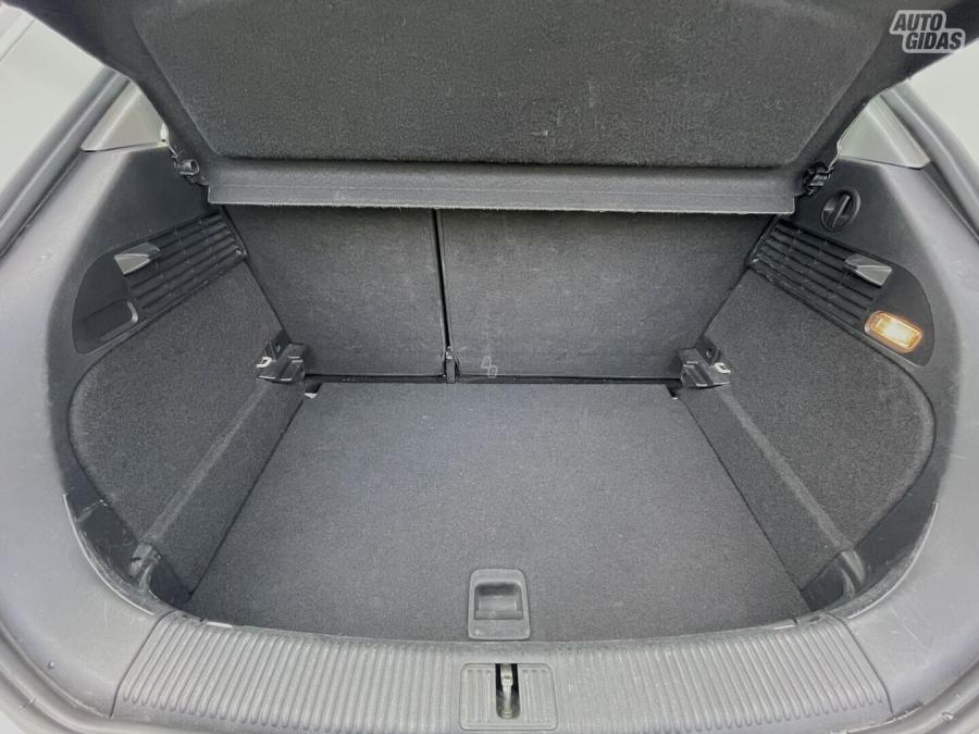 Balts Audi A1 2013 Viļņa, ar dzinēja tilpumu 1.60 L un nobraukumu 192 tūkst. km par 7300 €, foto 14 vietnē AUTOMOTO.COM.LV