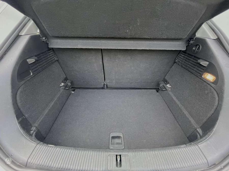Balts Audi A1 2013 Viļņa, ar dzinēja tilpumu 1.60 L un nobraukumu 192 tūkst. km par 5850 €, foto 20 vietnē AUTOMOTO.COM.LV