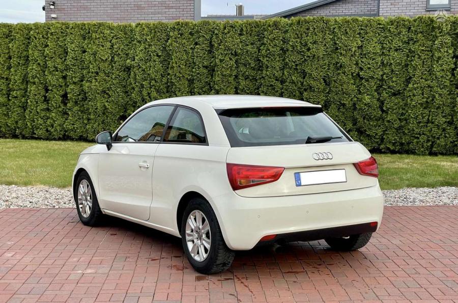 Balts Audi A1 2013 Viļņa, ar dzinēja tilpumu 1.60 L un nobraukumu 192 tūkst. km par 5850 €, foto 7 vietnē AUTOMOTO.COM.LV