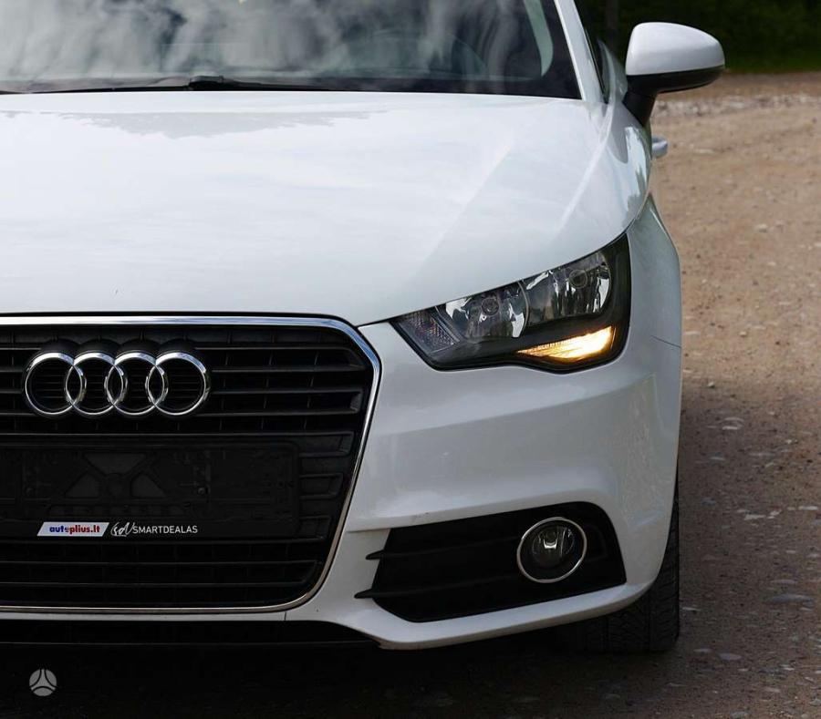 White Audi A1 2013 in Kretinga, with an engine capacity of 1.60 L and mileage of 275 thousand km for 6499 €, photo 6 on AUTOMOTO.COM.LV