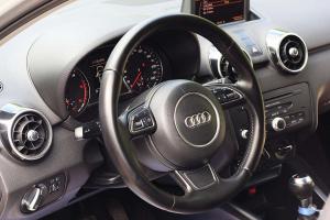 White Audi A1 2013 in Kretinga, with an engine capacity of 1.60 L and mileage of 275 thousand km for 6499 €, photo 21 on AUTOMOTO.COM.LV