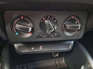 White Audi A1 2013 in Kretinga, with an engine capacity of 1.60 L and mileage of 275 thousand km for 6499 €, photo 30 on AUTOMOTO.COM.LV