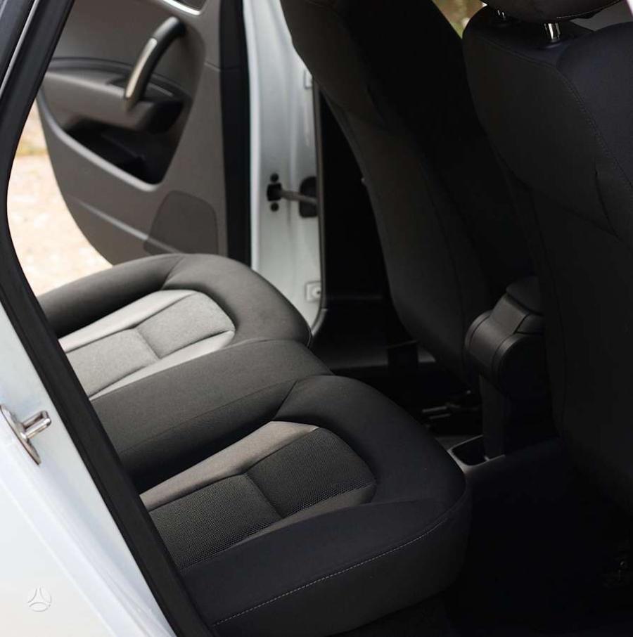 White Audi A1 2013 in Kretinga, with an engine capacity of 1.60 L and mileage of 275 thousand km for 6499 €, photo 33 on AUTOMOTO.COM.LV