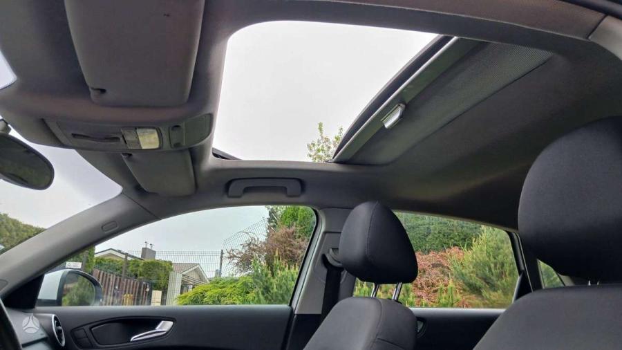 White Audi A1 2013 in Vilnius, with an engine capacity of 1.60 L and mileage of 262 thousand km for 4750 €, photo 17 on AUTOMOTO.COM.LV