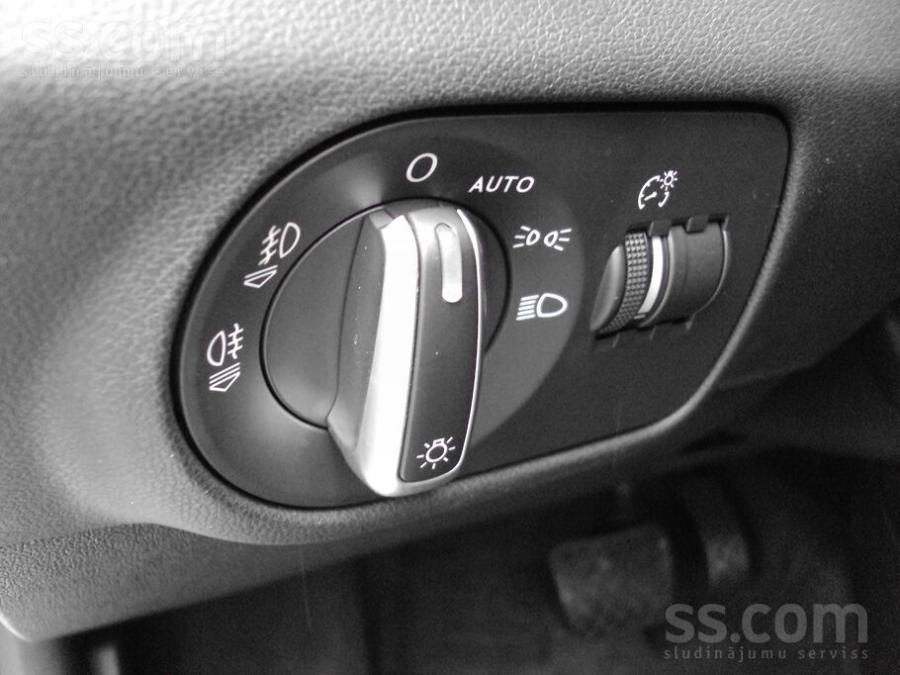 White Audi A1 2014 in Riga, with an engine capacity of 1.40 L and mileage of 220 thousand km for 8400 €, photo 11 on AUTOMOTO.COM.LV