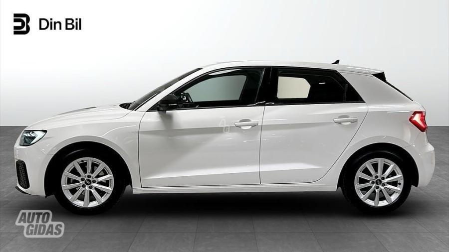 White Audi A1 2021 in Kaunas, with an engine capacity of 0.00 L and mileage of 19 thousand km for 21381 €, photo 2 on AUTOMOTO.COM.LV