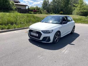 White Audi A1 2021 in Vilnius, with an engine capacity of 1.00 L and mileage of 39 thousand km for 6800 €, photo  on AUTOMOTO.COM.LV