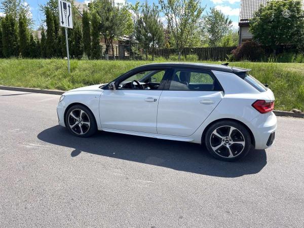 White Audi A1 2021 in Vilnius, with an engine capacity of 1.00 L and mileage of 39 thousand km for 6800 €, photo 5 on AUTOMOTO.COM.LV