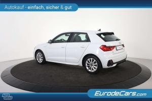 White Audi A1 2023 in Kaunas, with an engine capacity of 1.00 L and mileage of 46 thousand km for 25678 €, photo 7 on AUTOMOTO.COM.LV