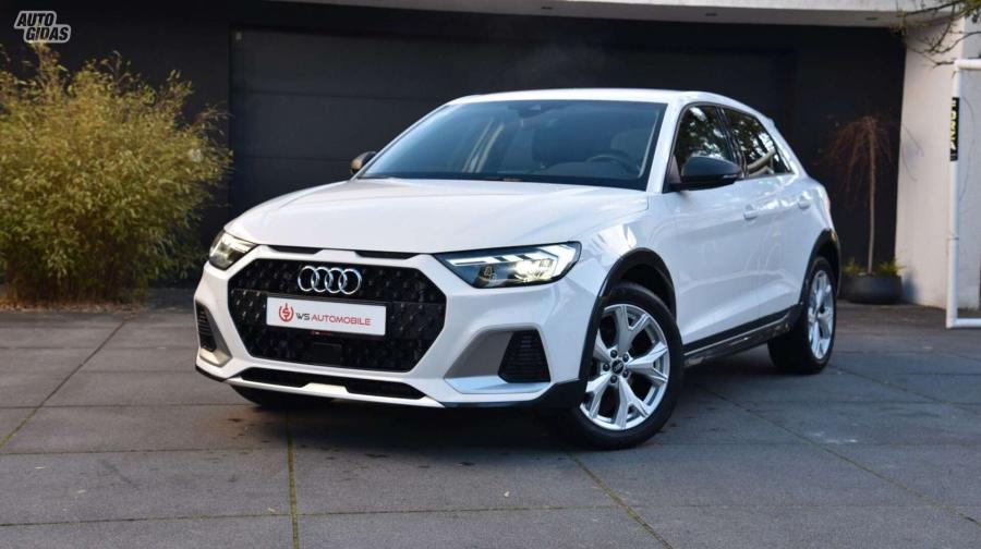 White Audi A1 2021 in Kaunas, with an engine capacity of 1.50 L and mileage of 11 thousand km for 23379 €, photo 1 on AUTOMOTO.COM.LV