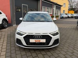 Balts Audi A1 2022 Kauņa, ar dzinēja tilpumu 1.00 L un nobraukumu 34 tūkst. km par 24725 €, foto 2 vietnē AUTOMOTO.COM.LV
