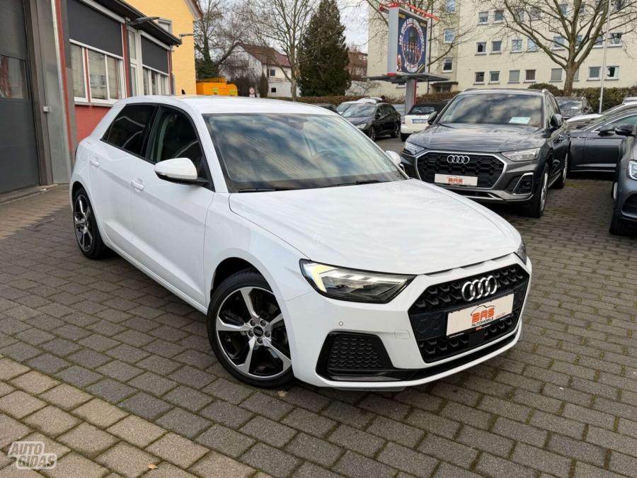Balts Audi A1 2022 Kauņa, ar dzinēja tilpumu 1.00 L un nobraukumu 34 tūkst. km par 24725 €, foto 3 vietnē AUTOMOTO.COM.LV