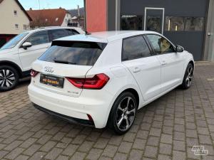 Balts Audi A1 2022 Kauņa, ar dzinēja tilpumu 1.00 L un nobraukumu 34 tūkst. km par 24725 €, foto 4 vietnē AUTOMOTO.COM.LV