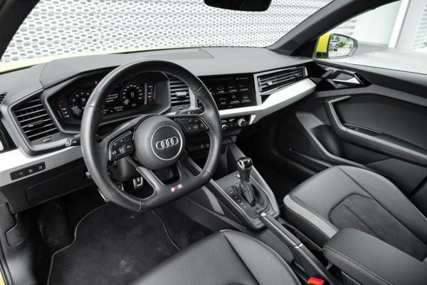 Dzeltens Audi A1 2023 Mārupe, ar dzinēja tilpumu 1.50 L un nobraukumu 63 tūkst. km par 38750 €, foto 8 vietnē AUTOMOTO.COM.LV