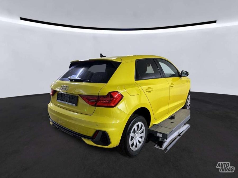 Yellow Audi A1 2023 in Kaunas, with an engine capacity of 1.00 L and mileage of 39 thousand km for 27950 €, photo 4 on AUTOMOTO.COM.LV