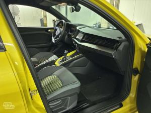 Yellow Audi A1 2023 in Kaunas, with an engine capacity of 1.00 L and mileage of 39 thousand km for 27950 €, photo 7 on AUTOMOTO.COM.LV