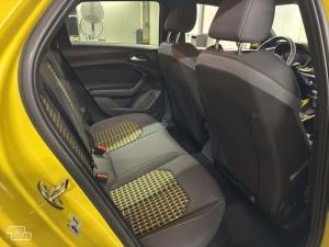 Yellow Audi A1 2023 in Kaunas, with an engine capacity of 1.00 L and mileage of 39 thousand km for 27950 €, photo 8 on AUTOMOTO.COM.LV