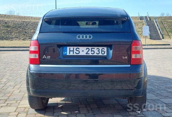 Black Audi A2 2000 in Daugavpils, with an engine capacity of 1.40 L and mileage of 248 thousand km for 2700 €, photo 4 on AUTOMOTO.COM.LV