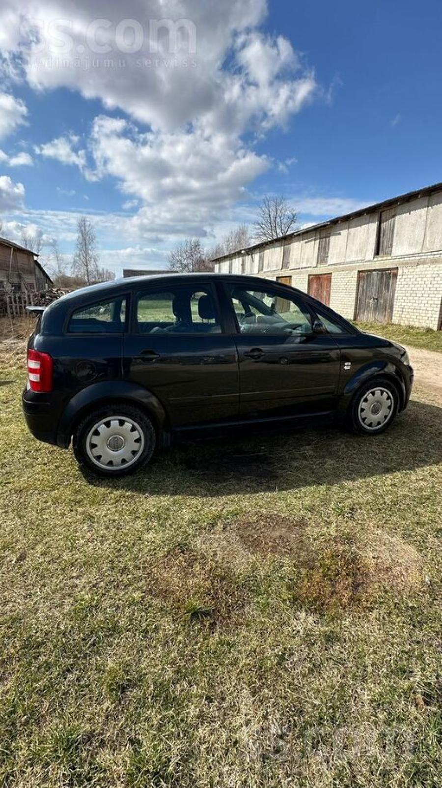 Black Audi A2 2001 in Dobele, with an engine capacity of 1.40 L and mileage of 287 thousand km for 1300 €, photo 4 on AUTOMOTO.COM.LV