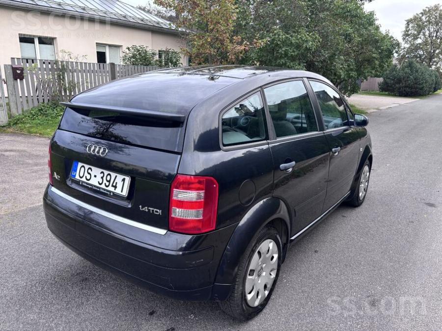 Black Audi A2 2001 in Riga, with an engine capacity of 1.40 L and mileage of 231 thousand km for 2990 €, photo 6 on AUTOMOTO.COM.LV