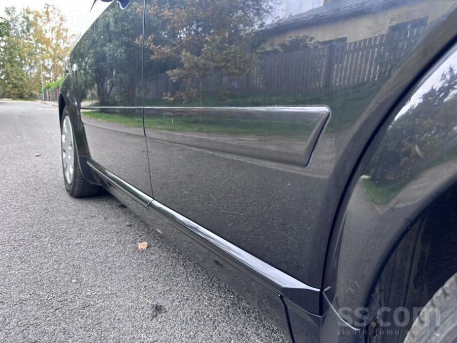 Black Audi A2 2001 in Riga, with an engine capacity of 1.40 L and mileage of 231 thousand km for 2990 €, photo 10 on AUTOMOTO.COM.LV