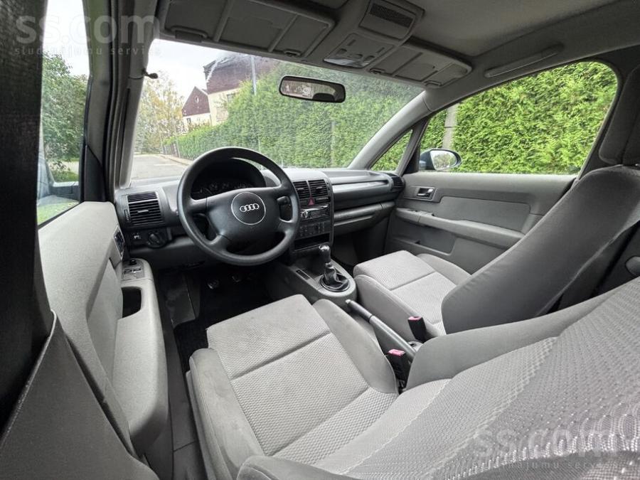 Black Audi A2 2001 in Riga, with an engine capacity of 1.40 L and mileage of 231 thousand km for 2990 €, photo 16 on AUTOMOTO.COM.LV