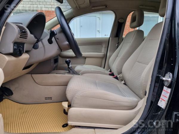 Black Audi A2 2001 in Ogre, with an engine capacity of 1.40 L and mileage of 229 thousand km for 2750 €, photo 10 on AUTOMOTO.COM.LV