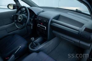 Melns Audi A2 2001 Jelgava, ar dzinēja tilpumu 1.40 L un nobraukumu 375 tūkst. km par 1990 €, foto 9 vietnē AUTOMOTO.COM.LV